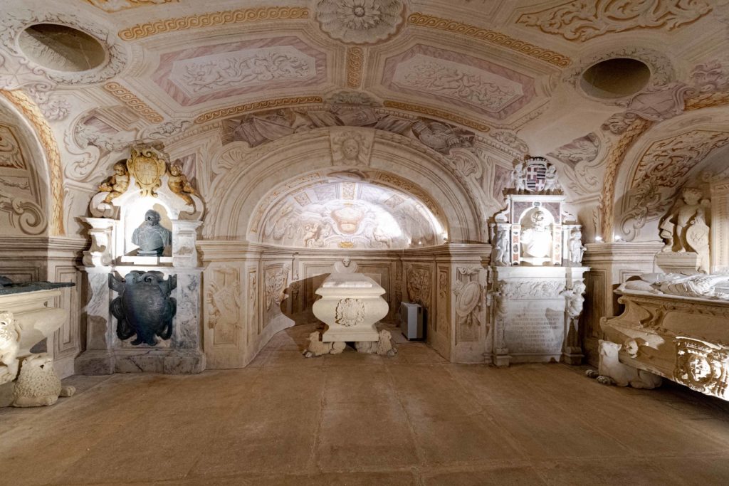 Read: Fra Matthew Festing and the case of Grand Master Francisco ...