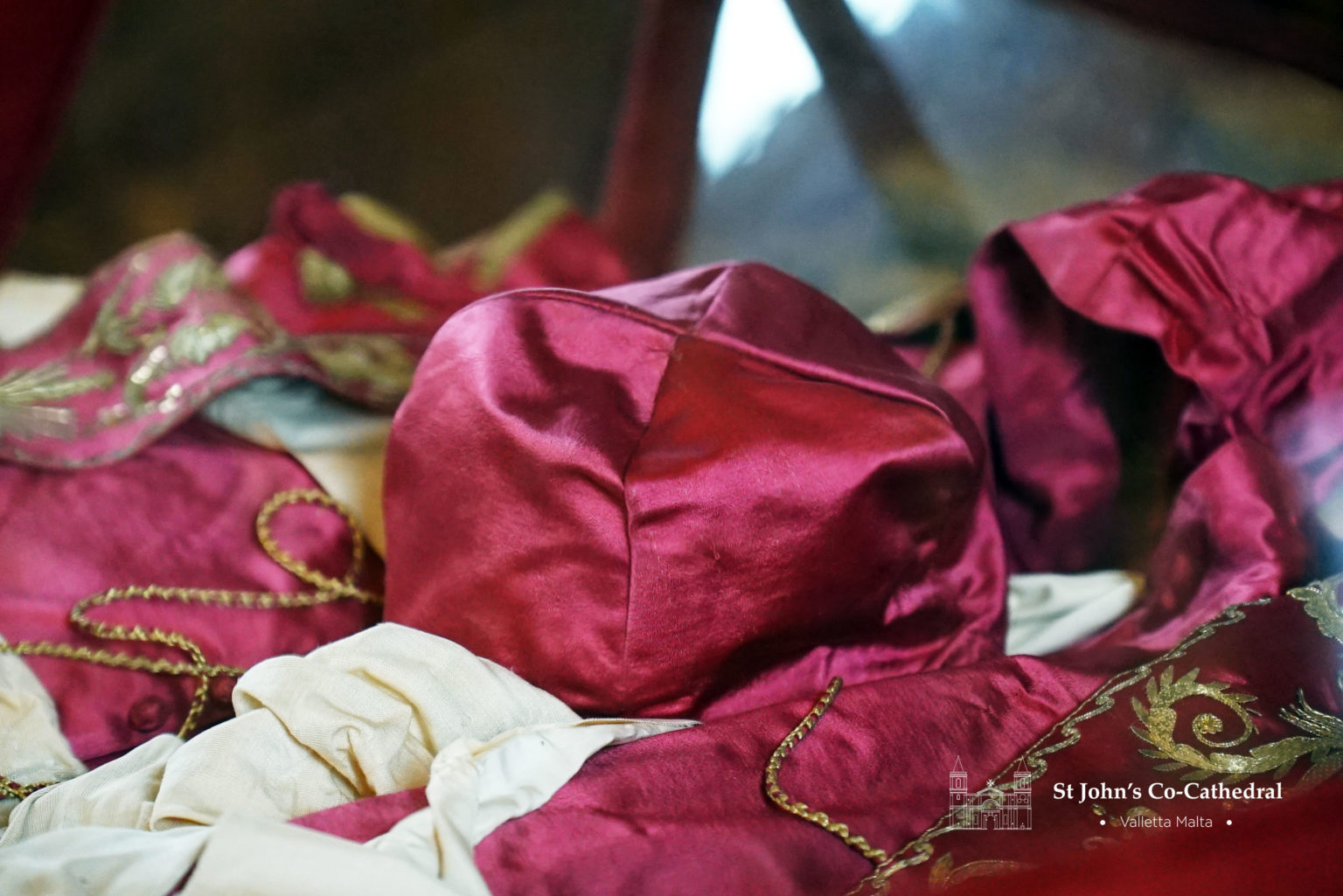 Relikwi Sagri tal-Papa Piju V fil-Konkatidral ta’ San Ġwann - St John's ...